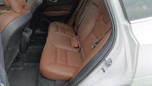 White Volvo XC60 2021 in Klaipeda, with an engine capacity of 2.00 L and mileage of 90 thousand km for 22000 €, photo 59 on AUTOMOTO.COM.LV