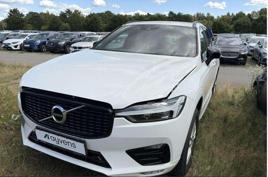 Balts Volvo XC60 2021 Kauņa, ar dzinēja tilpumu 1.97 L un nobraukumu 117 tūkst. km par 20900 €, foto 1 vietnē AUTOMOTO.COM.LV
