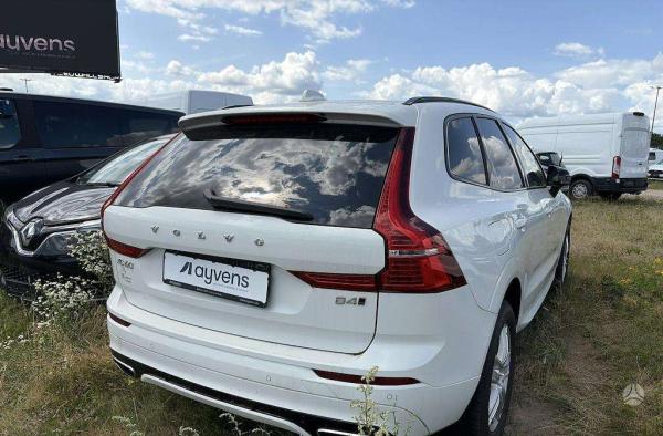 White Volvo XC60 2021 in Kaunas, with an engine capacity of 1.97 L and mileage of 117 thousand km for 20900 €, photo 4 on AUTOMOTO.COM.LV