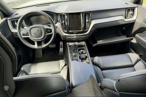 Balts Volvo XC60 2021 Kauņa, ar dzinēja tilpumu 1.97 L un nobraukumu 117 tūkst. km par 20900 €, foto 7 vietnē AUTOMOTO.COM.LV