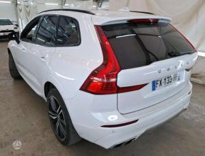 White Volvo XC60 2021 in Vilnius, with an engine capacity of 1.97 L and mileage of 167 thousand km for 29990 €, photo 5 on AUTOMOTO.COM.LV