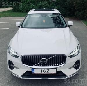 White Volvo XC60 2021 in Riga, with an engine capacity of 2.00 L and mileage of 129 thousand km for 29900 €, photo 9 on AUTOMOTO.COM.LV