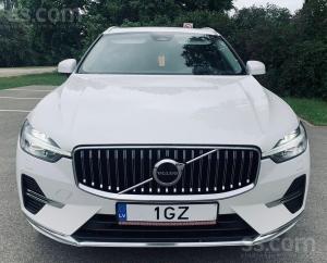 White Volvo XC60 2021 in Riga, with an engine capacity of 2.00 L and mileage of 129 thousand km for 29900 €, photo 10 on AUTOMOTO.COM.LV