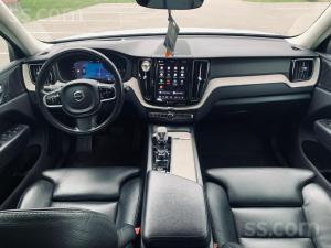 White Volvo XC60 2021 in Riga, with an engine capacity of 2.00 L and mileage of 129 thousand km for 29900 €, photo 17 on AUTOMOTO.COM.LV