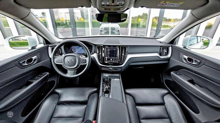 Balts Volvo XC60 2021 Viļņa, ar dzinēja tilpumu 1.97 L un nobraukumu 255 tūkst. km par 23300 €, foto 15 vietnē AUTOMOTO.COM.LV