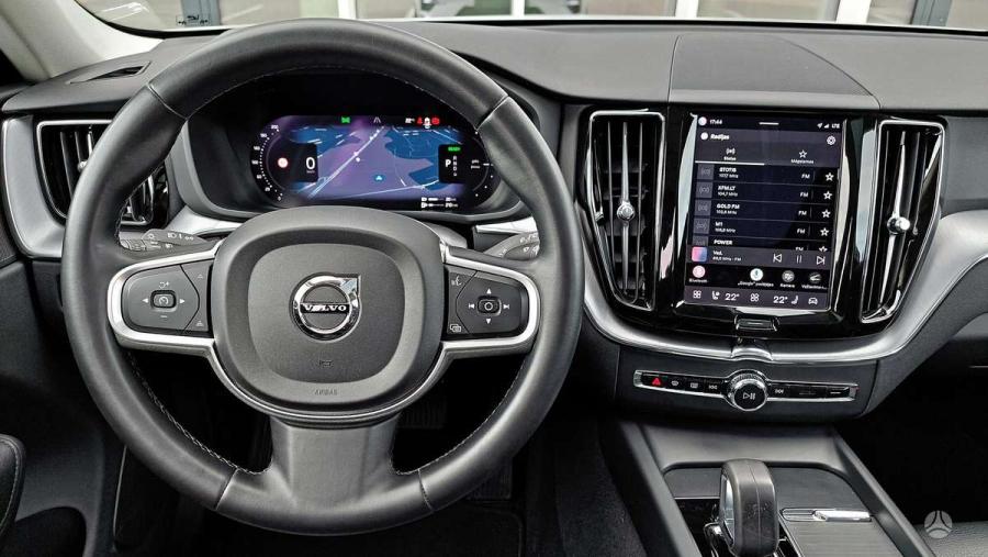 Balts Volvo XC60 2021 Viļņa, ar dzinēja tilpumu 1.97 L un nobraukumu 255 tūkst. km par 23300 €, foto 16 vietnē AUTOMOTO.COM.LV