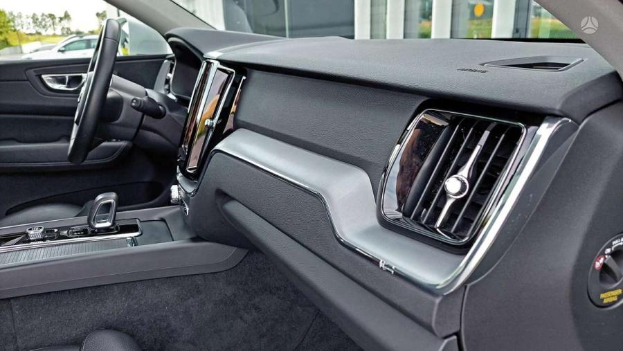 Balts Volvo XC60 2021 Viļņa, ar dzinēja tilpumu 1.97 L un nobraukumu 255 tūkst. km par 23300 €, foto 33 vietnē AUTOMOTO.COM.LV