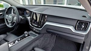 Balts Volvo XC60 2021 Viļņa, ar dzinēja tilpumu 1.97 L un nobraukumu 255 tūkst. km par 23300 €, foto 37 vietnē AUTOMOTO.COM.LV