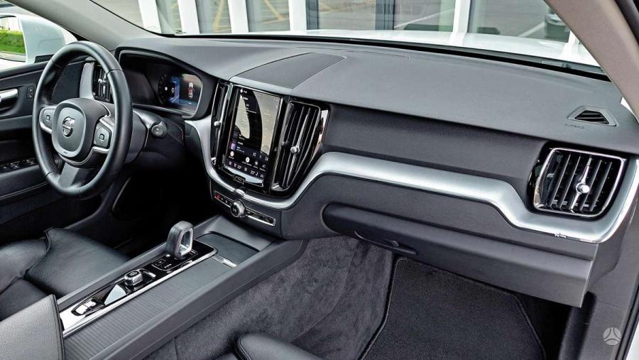 Balts Volvo XC60 2021 Viļņa, ar dzinēja tilpumu 1.97 L un nobraukumu 255 tūkst. km par 23300 €, foto 37 vietnē AUTOMOTO.COM.LV