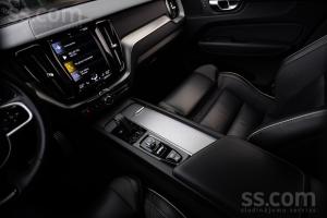 Balts Volvo XC60 2021 Jelgava, ar dzinēja tilpumu 2.00 L un nobraukumu 0 tūkst. km par 22500 €, foto 20 vietnē AUTOMOTO.COM.LV