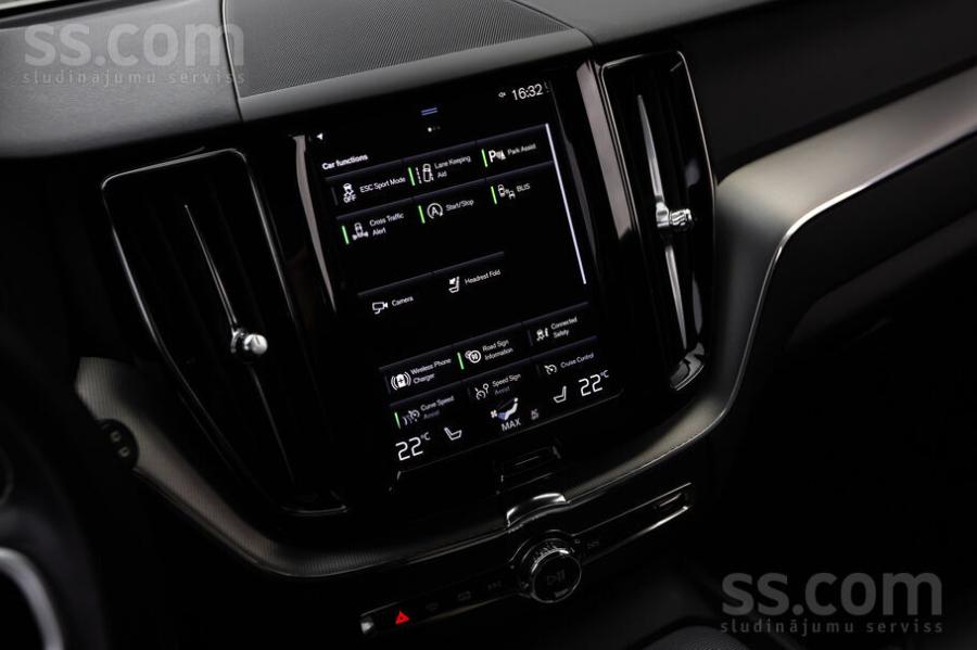 Balts Volvo XC60 2021 Jelgava, ar dzinēja tilpumu 2.00 L un nobraukumu 0 tūkst. km par 22500 €, foto 24 vietnē AUTOMOTO.COM.LV