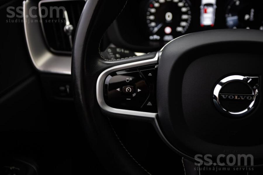 Balts Volvo XC60 2021 Jelgava, ar dzinēja tilpumu 2.00 L un nobraukumu 0 tūkst. km par 22500 €, foto 28 vietnē AUTOMOTO.COM.LV