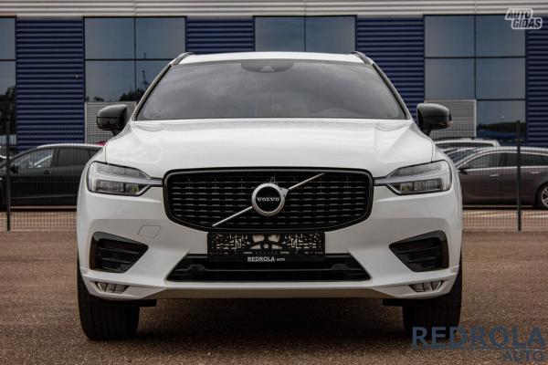 White Volvo XC60 2021 in Kaunas, with an engine capacity of 2.00 L and mileage of 162 thousand km for 26300 €, photo 3 on AUTOMOTO.COM.LV