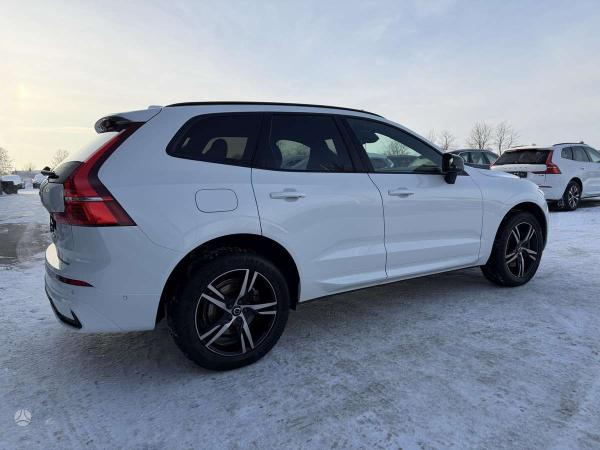 White Volvo XC60 2022 in Siauliai, with an engine capacity of 1.97 L and mileage of 113 thousand km for 41880 €, photo 7 on AUTOMOTO.COM.LV