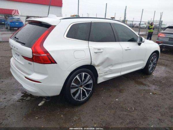 White Volvo XC60 2022 in Klaipeda, with an engine capacity of 1.97 L and mileage of 150 thousand km for 11000 €, photo 10 on AUTOMOTO.COM.LV