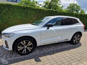 White Volvo XC60 2022 in Kaunas, with an engine capacity of 2.00 L and mileage of 50 thousand km for 35000 €, photo  on AUTOMOTO.COM.LV