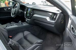 Balts Volvo XC60 2022 Tallina, ar dzinēja tilpumu 2.00 L un nobraukumu 93 tūkst. km par 37900 €, foto 10 vietnē AUTOMOTO.COM.LV