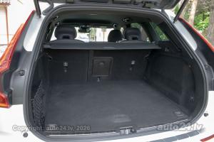Balts Volvo XC60 2022 Tallina, ar dzinēja tilpumu 2.00 L un nobraukumu 93 tūkst. km par 37900 €, foto 19 vietnē AUTOMOTO.COM.LV
