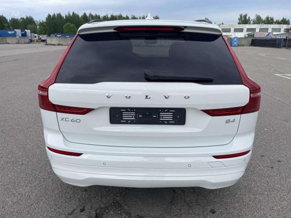 Balts Volvo XC60 2022 Panevēža, ar dzinēja tilpumu 2.00 L un nobraukumu 210 tūkst. km par 17500 €, foto 7 vietnē AUTOMOTO.COM.LV