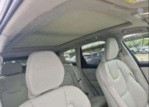 Balts Volvo XC60 2022 Viļņa, ar dzinēja tilpumu 1.97 L un nobraukumu 158 tūkst. km par 27490 €, foto 8 vietnē AUTOMOTO.COM.LV