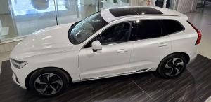 White Volvo XC60 2022 in Siauliai, with an engine capacity of 1.97 L and mileage of 36 thousand km for 31900 €, photo 8 on AUTOMOTO.COM.LV