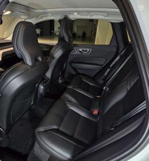 White Volvo XC60 2022 in Siauliai, with an engine capacity of 1.97 L and mileage of 36 thousand km for 31900 €, photo 31 on AUTOMOTO.COM.LV
