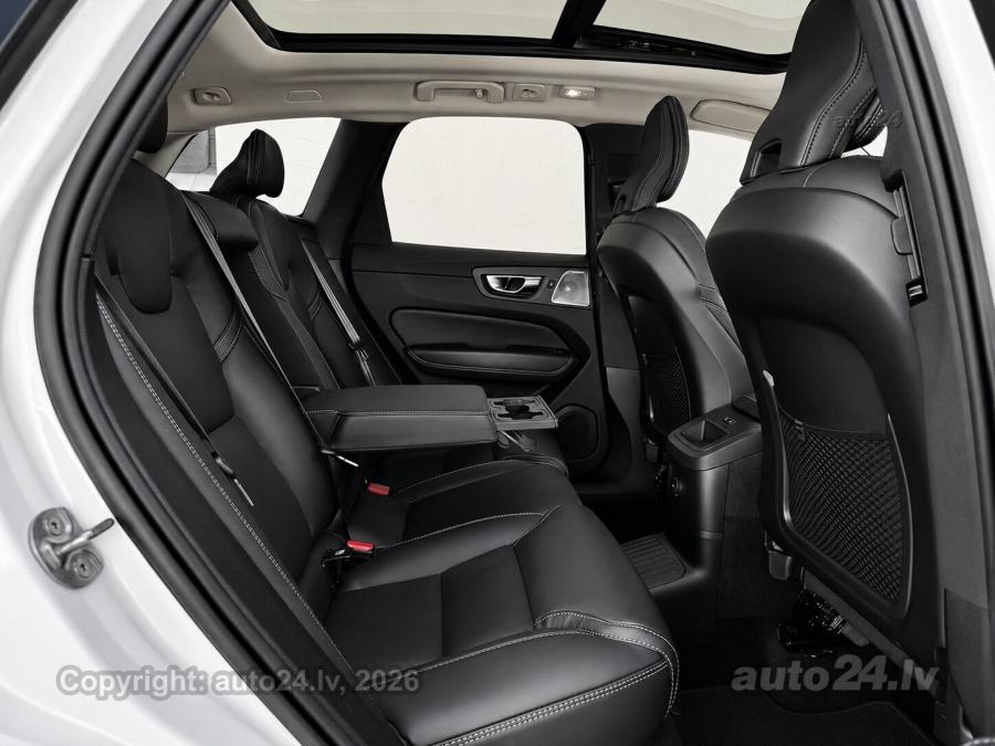 White Volvo XC60 2022 in Parnu, with an engine capacity of 2.00 L and mileage of 86 thousand km for 42990 €, photo 12 on AUTOMOTO.COM.LV