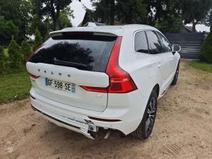 White Volvo XC60 2022 in Telschi, with an engine capacity of 1.97 L and mileage of 58 thousand km for 24800 €, photo 11 on AUTOMOTO.COM.LV