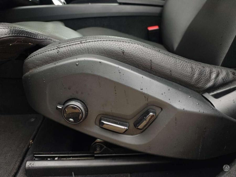 White Volvo XC60 2022 in Telschi, with an engine capacity of 1.97 L and mileage of 58 thousand km for 24800 €, photo 45 on AUTOMOTO.COM.LV