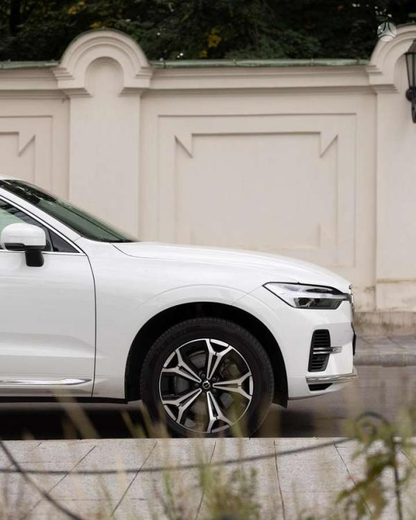 Balts Volvo XC60 2022 Viļņa, ar dzinēja tilpumu 1.97 L un nobraukumu 144 tūkst. km par 34900 €, foto 9 vietnē AUTOMOTO.COM.LV