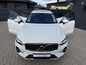 Balts Volvo XC60 2022 Telšiai, ar dzinēja tilpumu 1.97 L un nobraukumu 58 tūkst. km par 37750 €, foto  vietnē AUTOMOTO.COM.LV