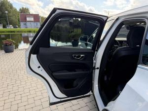 Balts Volvo XC60 2022 Telšiai, ar dzinēja tilpumu 1.97 L un nobraukumu 58 tūkst. km par 37750 €, foto 45 vietnē AUTOMOTO.COM.LV