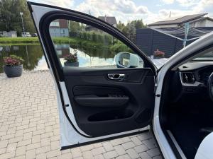 Balts Volvo XC60 2022 Telšiai, ar dzinēja tilpumu 1.97 L un nobraukumu 58 tūkst. km par 37750 €, foto 48 vietnē AUTOMOTO.COM.LV