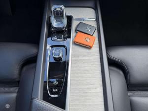 Balts Volvo XC60 2022 Telšiai, ar dzinēja tilpumu 1.97 L un nobraukumu 58 tūkst. km par 37750 €, foto 58 vietnē AUTOMOTO.COM.LV