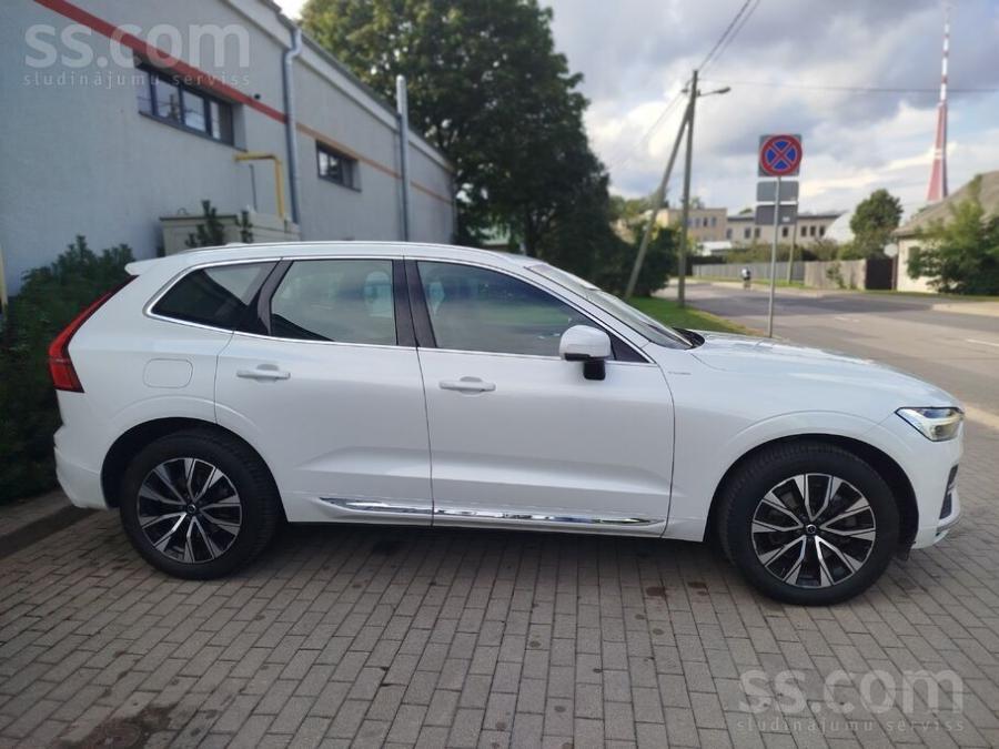 Balts Volvo XC60 2022 Rīga, ar dzinēja tilpumu 2.00 L un nobraukumu 145 tūkst. km par 25800 €, foto 5 vietnē AUTOMOTO.COM.LV