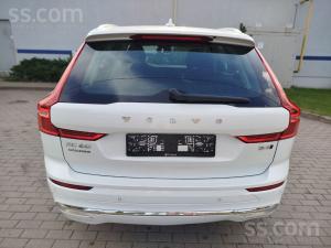 Balts Volvo XC60 2022 Rīga, ar dzinēja tilpumu 2.00 L un nobraukumu 145 tūkst. km par 25800 €, foto 8 vietnē AUTOMOTO.COM.LV