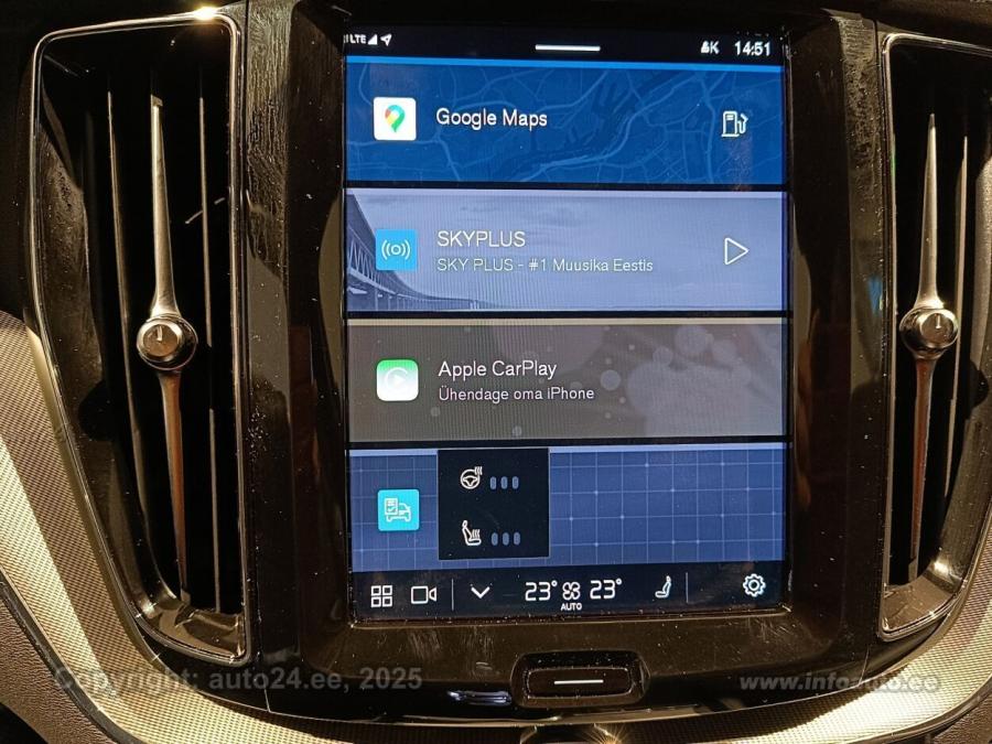 Белый Вольво ХС60 2023 в Таллин, объемом двигателя 2.00 л и пробегом 32 тыс. км за 45990 €, фото 12 на AUTOMOTO.COM.LV