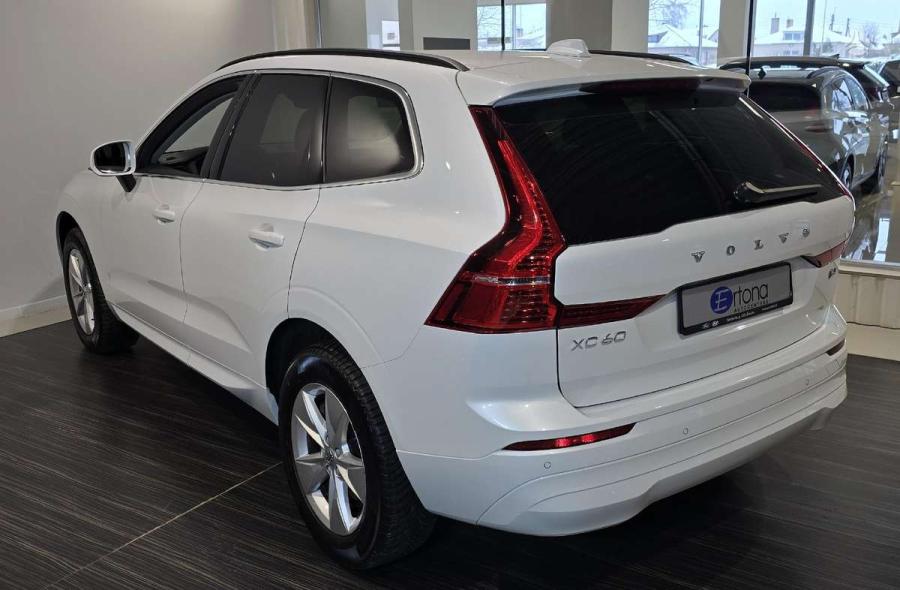Balts Volvo XC60 2023 Šauļi, ar dzinēja tilpumu 1.97 L un nobraukumu 26 tūkst. km par 31700 €, foto 4 vietnē AUTOMOTO.COM.LV