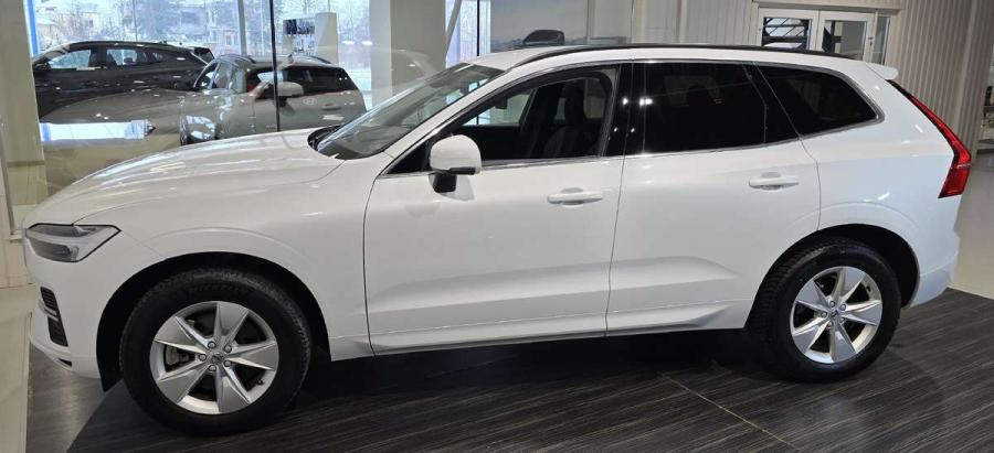 Balts Volvo XC60 2023 Šauļi, ar dzinēja tilpumu 1.97 L un nobraukumu 26 tūkst. km par 31700 €, foto 6 vietnē AUTOMOTO.COM.LV