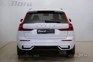 Balts Volvo XC60 2023 Tallina, ar dzinēja tilpumu 2.00 L un nobraukumu 67 tūkst. km par 43900 €, foto 4 vietnē AUTOMOTO.COM.LV