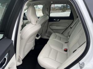 Balts Volvo XC60 2023 Tauragė, ar dzinēja tilpumu 2.00 L un nobraukumu 174 tūkst. km par 30900 €, foto 13 vietnē AUTOMOTO.COM.LV