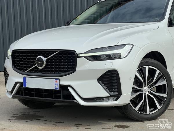 White Volvo XC60 2023 in Taurage, with an engine capacity of 2.00 L and mileage of 174 thousand km for 29999 €, photo 2 on AUTOMOTO.COM.LV