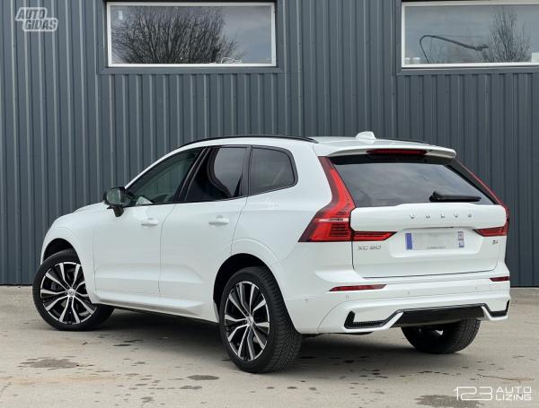 White Volvo XC60 2023 in Taurage, with an engine capacity of 2.00 L and mileage of 174 thousand km for 29999 €, photo 8 on AUTOMOTO.COM.LV