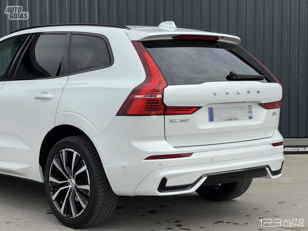 White Volvo XC60 2023 in Taurage, with an engine capacity of 2.00 L and mileage of 174 thousand km for 29999 €, photo 9 on AUTOMOTO.COM.LV