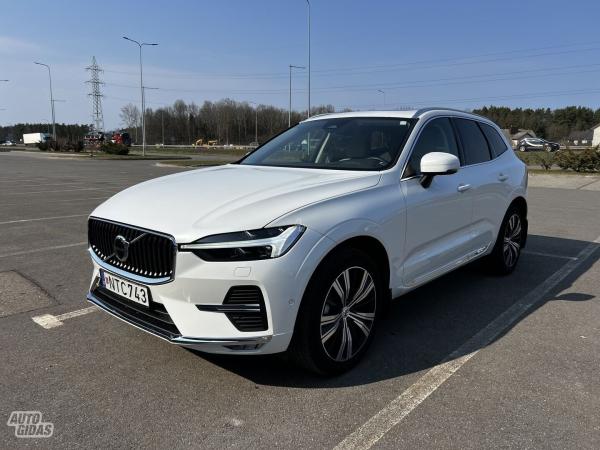 Белый Вольво ХС60 2023 в Каунас, объемом двигателя 2.00 л и пробегом 26 тыс. км за 35700 €, фото 1 на AUTOMOTO.COM.LV