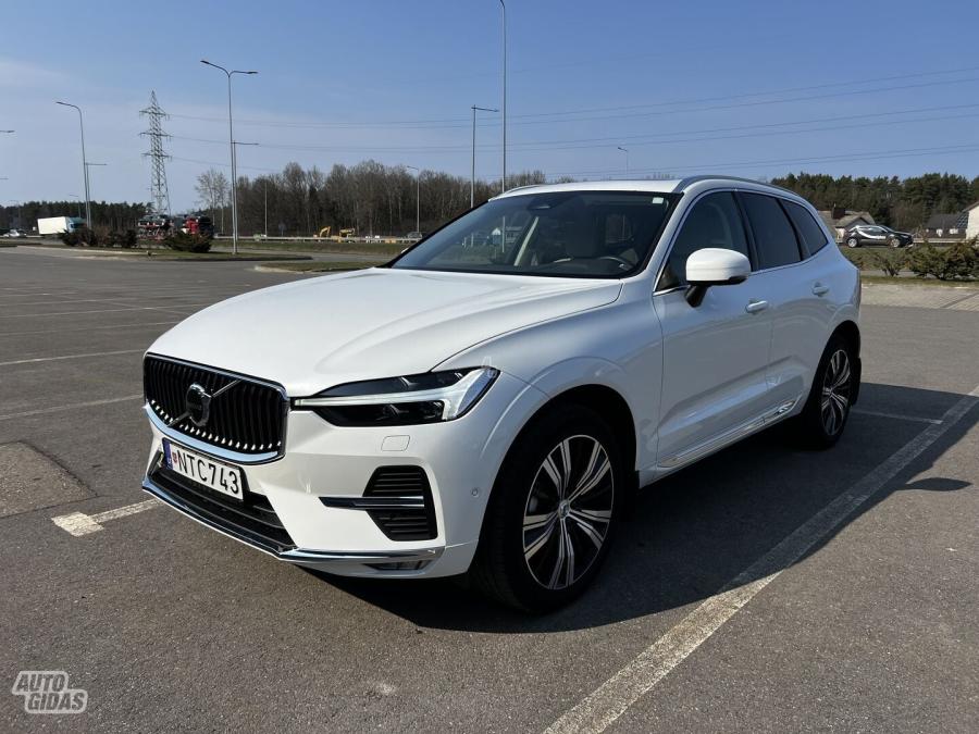 Белый Вольво ХС60 2023 в Каунас, объемом двигателя 2.00 л и пробегом 26 тыс. км за 35700 €, фото 1 на AUTOMOTO.COM.LV