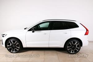 Balts Volvo XC60 2024 Pērnava, ar dzinēja tilpumu 2.00 L un nobraukumu 30 tūkst. km par 49990 €, foto 4 vietnē AUTOMOTO.COM.LV