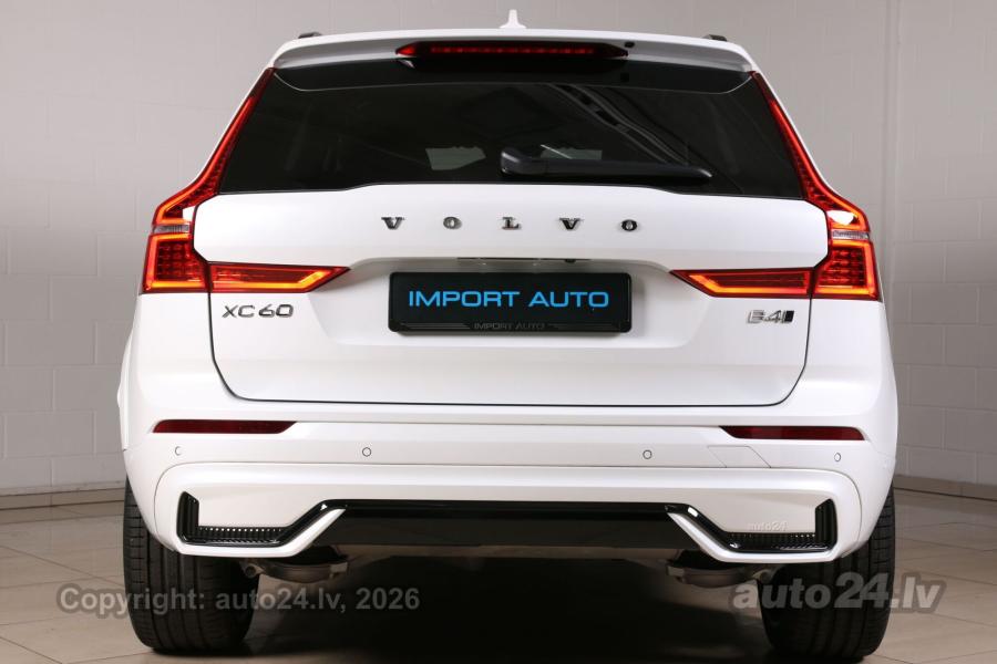 Balts Volvo XC60 2024 Pērnava, ar dzinēja tilpumu 2.00 L un nobraukumu 30 tūkst. km par 49990 €, foto 6 vietnē AUTOMOTO.COM.LV