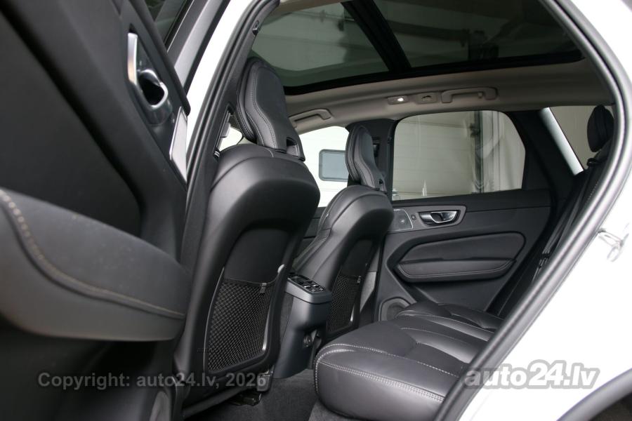Balts Volvo XC60 2024 Pērnava, ar dzinēja tilpumu 2.00 L un nobraukumu 30 tūkst. km par 49990 €, foto 13 vietnē AUTOMOTO.COM.LV