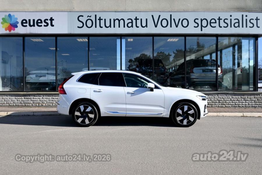 White Volvo XC60 2025 in Tallinn, with an engine capacity of 2.00 L and mileage of 11 thousand km for 60900 €, photo 8 on AUTOMOTO.COM.LV